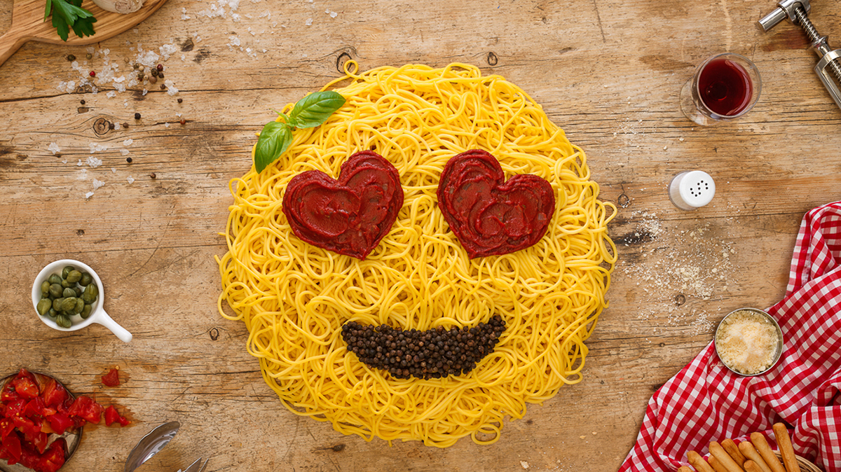 Eten gefotografeerd als emoji's | digifoto Starter