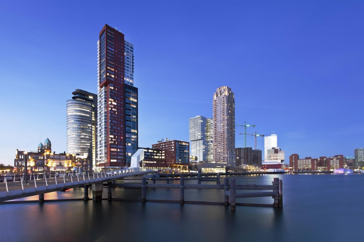 In de spotlight: ‘City Light of Rotterdam’ van Eelco de Jong | digifoto ...